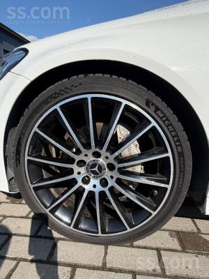 White Mercedes-Benz c-220 2014 in Saldus, with an engine capacity of 2.20 L and mileage of 327 thousand km for 13400 €, photo 7 on AUTOMOTO.COM.LV