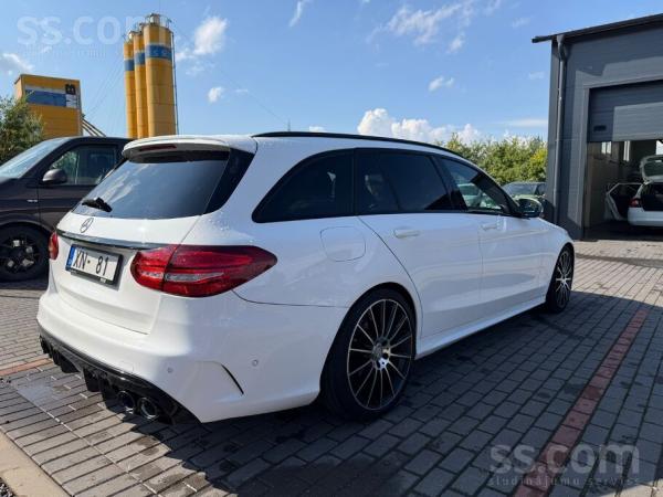 White Mercedes-Benz c-220 2014 in Saldus, with an engine capacity of 2.20 L and mileage of 327 thousand km for 13400 €, photo 8 on AUTOMOTO.COM.LV