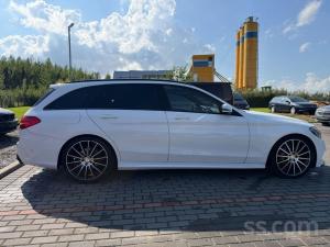 White Mercedes-Benz c-220 2014 in Saldus, with an engine capacity of 2.20 L and mileage of 327 thousand km for 13400 €, photo 12 on AUTOMOTO.COM.LV