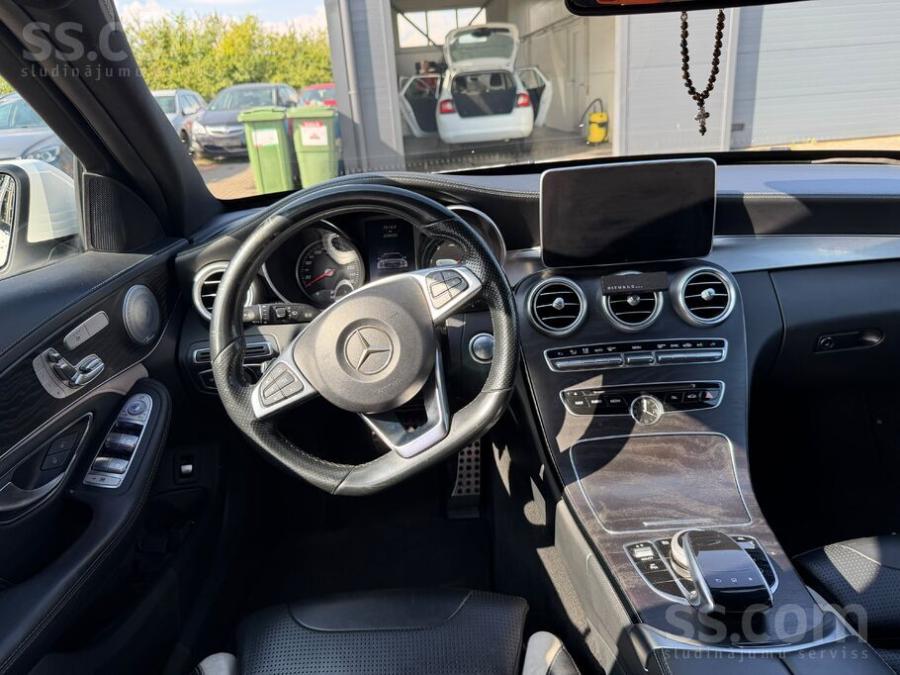 White Mercedes-Benz c-220 2014 in Saldus, with an engine capacity of 2.20 L and mileage of 327 thousand km for 13400 €, photo 16 on AUTOMOTO.COM.LV