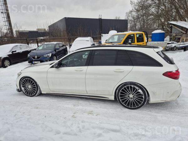 Balts Mercedes-Benz c-220 2015 Rīga, ar dzinēja tilpumu 2.20 L un nobraukumu 277 tūkst. km par 15990 €, foto 9 vietnē AUTOMOTO.COM.LV