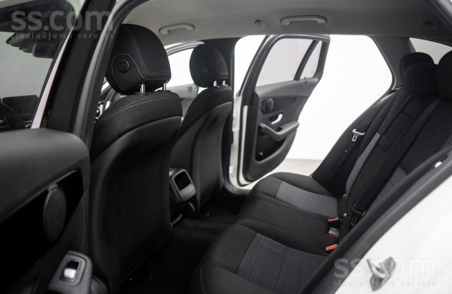 Balts Mercedes-Benz c-220 2015 Rīga, ar dzinēja tilpumu 2.10 L un nobraukumu 241 tūkst. km par 10999 €, foto 9 vietnē AUTOMOTO.COM.LV