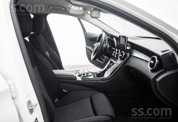 Balts Mercedes-Benz c-220 2015 Rīga, ar dzinēja tilpumu 2.10 L un nobraukumu 241 tūkst. km par 10999 €, foto 10 vietnē AUTOMOTO.COM.LV