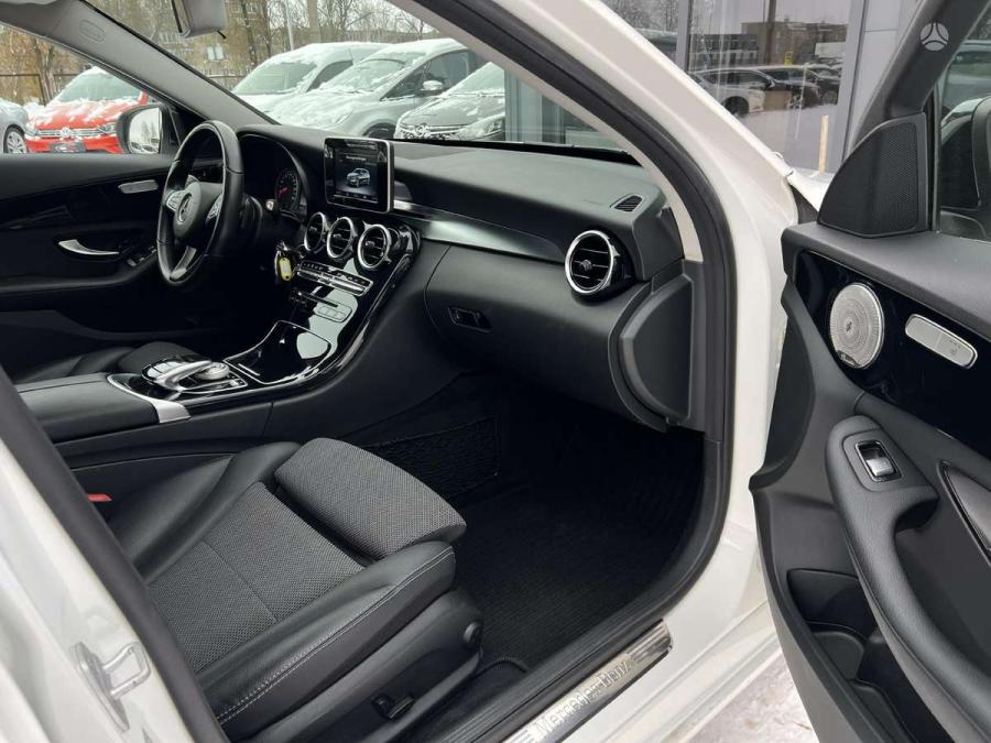 Balts Mercedes-Benz c-220 2016 Kėdainiai, ar dzinēja tilpumu 2.14 L un nobraukumu 152 tūkst. km par 12600 €, foto 23 vietnē AUTOMOTO.COM.LV