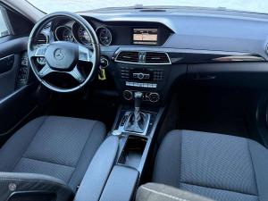 Balts Mercedes-Benz c-220 2016 Šauļi, ar dzinēja tilpumu 2.14 L un nobraukumu 283 tūkst. km par 5950 €, foto 9 vietnē AUTOMOTO.COM.LV