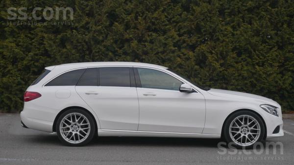 White Mercedes-Benz c-220 2017 in Riga, with an engine capacity of 2.20 L and mileage of 294 thousand km for 11900 €, photo 2 on AUTOMOTO.COM.LV