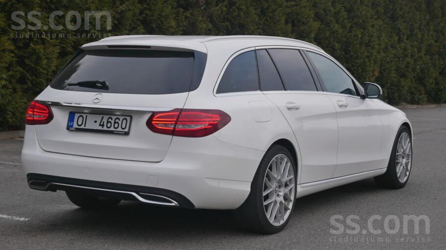 Balts Mercedes-Benz c-220 2017 Rīga, ar dzinēja tilpumu 2.20 L un nobraukumu 294 tūkst. km par 11900 €, foto 3 vietnē AUTOMOTO.COM.LV