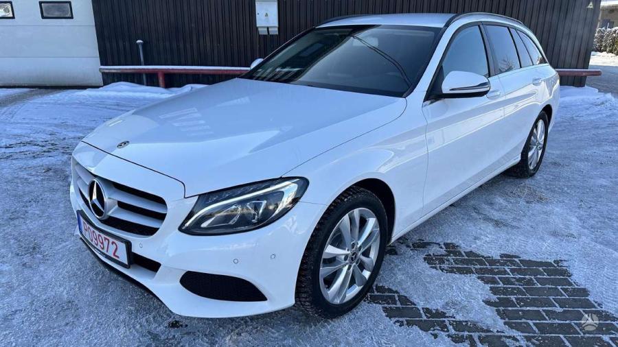 Balts Mercedes-Benz c-220 2017 Marijampole, ar dzinēja tilpumu 2.14 L un nobraukumu 299 tūkst. km par 10900 €, foto 1 vietnē AUTOMOTO.COM.LV