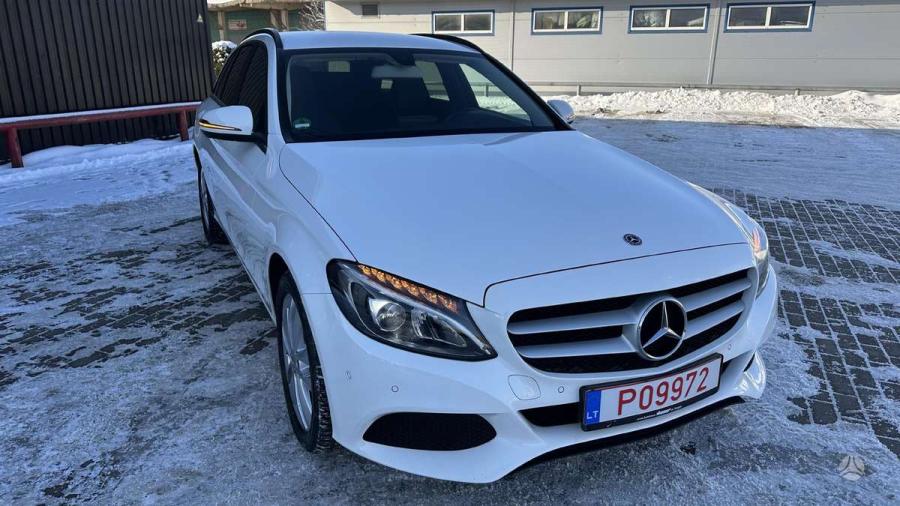 Balts Mercedes-Benz c-220 2017 Marijampole, ar dzinēja tilpumu 2.14 L un nobraukumu 299 tūkst. km par 10900 €, foto 4 vietnē AUTOMOTO.COM.LV