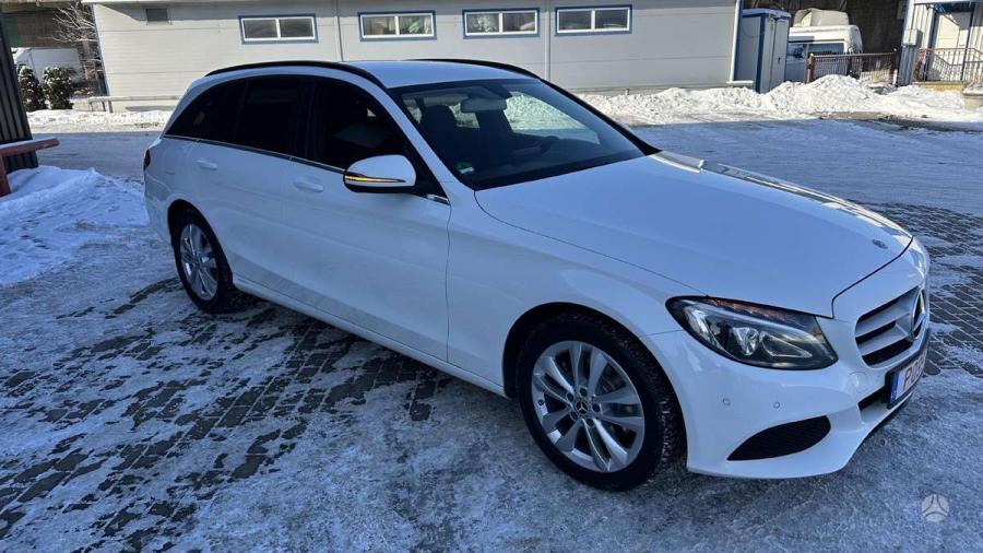 Balts Mercedes-Benz c-220 2017 Marijampole, ar dzinēja tilpumu 2.14 L un nobraukumu 299 tūkst. km par 10900 €, foto 5 vietnē AUTOMOTO.COM.LV