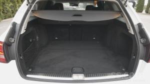 Balts Mercedes-Benz c-220 2017 Rīga, ar dzinēja tilpumu 2.20 L un nobraukumu 294 tūkst. km par 10500 €, foto 16 vietnē AUTOMOTO.COM.LV