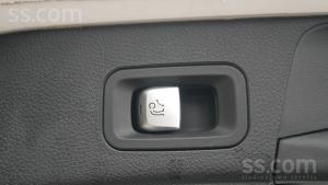 Balts Mercedes-Benz c-220 2017 Rīga, ar dzinēja tilpumu 2.20 L un nobraukumu 294 tūkst. km par 10500 €, foto 24 vietnē AUTOMOTO.COM.LV