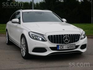 Белый Мерседес Ц 220 2017 в Рига, объемом двигателя 2.20 л и пробегом 294 тыс. км за 9500 €, фото 10 на AUTOMOTO.COM.LV