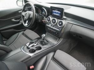 Белый Мерседес Ц 220 2017 в Рига, объемом двигателя 2.20 л и пробегом 294 тыс. км за 9500 €, фото 14 на AUTOMOTO.COM.LV