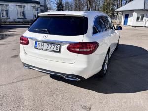 Balts Mercedes-Benz c-220 2018 Rīga, ar dzinēja tilpumu 2.20 L un nobraukumu 299 tūkst. km par 11900 €, foto 5 vietnē AUTOMOTO.COM.LV