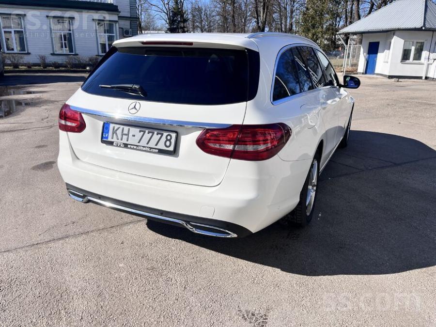 Balts Mercedes-Benz c-220 2018 Rīga, ar dzinēja tilpumu 2.20 L un nobraukumu 299 tūkst. km par 11900 €, foto 5 vietnē AUTOMOTO.COM.LV