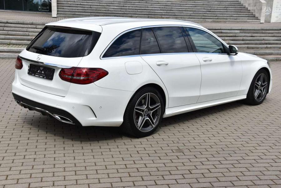White Mercedes-Benz c-220 2019 in Vilnius, with an engine capacity of 1.95 L and mileage of 262 thousand km for 13000 €, photo 10 on AUTOMOTO.COM.LV