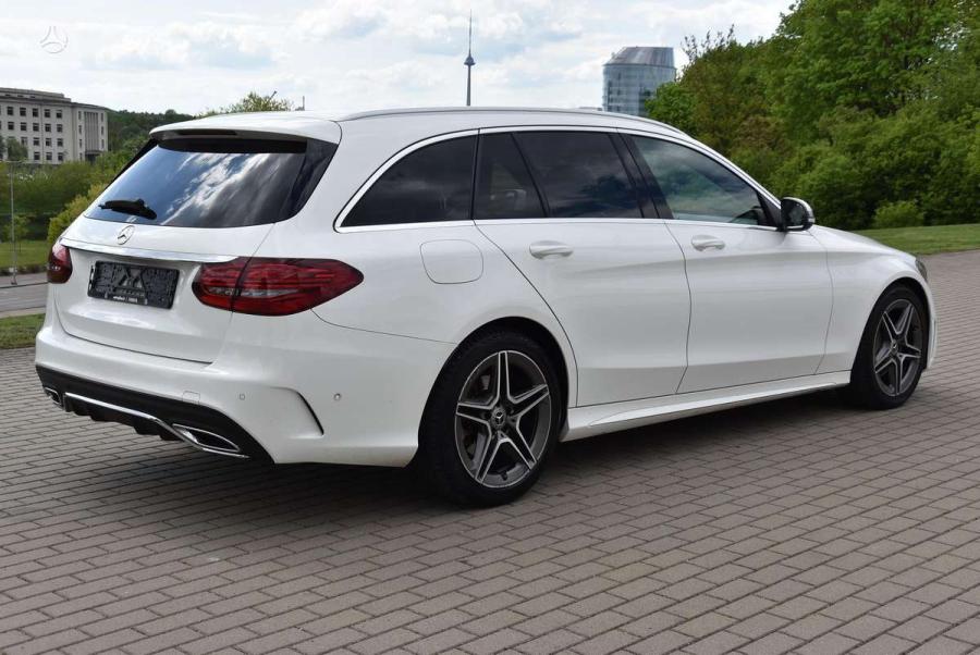White Mercedes-Benz c-220 2019 in Vilnius, with an engine capacity of 1.95 L and mileage of 262 thousand km for 13000 €, photo 12 on AUTOMOTO.COM.LV