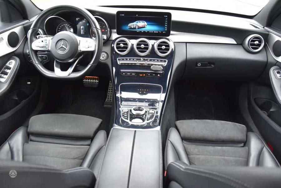 White Mercedes-Benz c-220 2019 in Vilnius, with an engine capacity of 1.95 L and mileage of 262 thousand km for 13000 €, photo 14 on AUTOMOTO.COM.LV