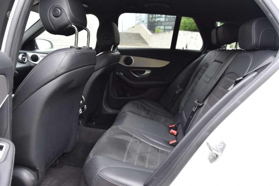 White Mercedes-Benz c-220 2019 in Vilnius, with an engine capacity of 1.95 L and mileage of 262 thousand km for 13000 €, photo 22 on AUTOMOTO.COM.LV