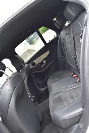 White Mercedes-Benz c-220 2019 in Vilnius, with an engine capacity of 1.95 L and mileage of 262 thousand km for 13000 €, photo 23 on AUTOMOTO.COM.LV