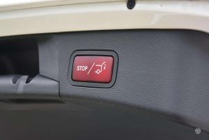 White Mercedes-Benz c-220 2019 in Vilnius, with an engine capacity of 1.95 L and mileage of 262 thousand km for 13000 €, photo 24 on AUTOMOTO.COM.LV