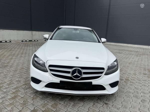 Balts Mercedes-Benz c-220 2019 Šauļi, ar dzinēja tilpumu 1.95 L un nobraukumu 270 tūkst. km par 9700 €, foto 2 vietnē AUTOMOTO.COM.LV