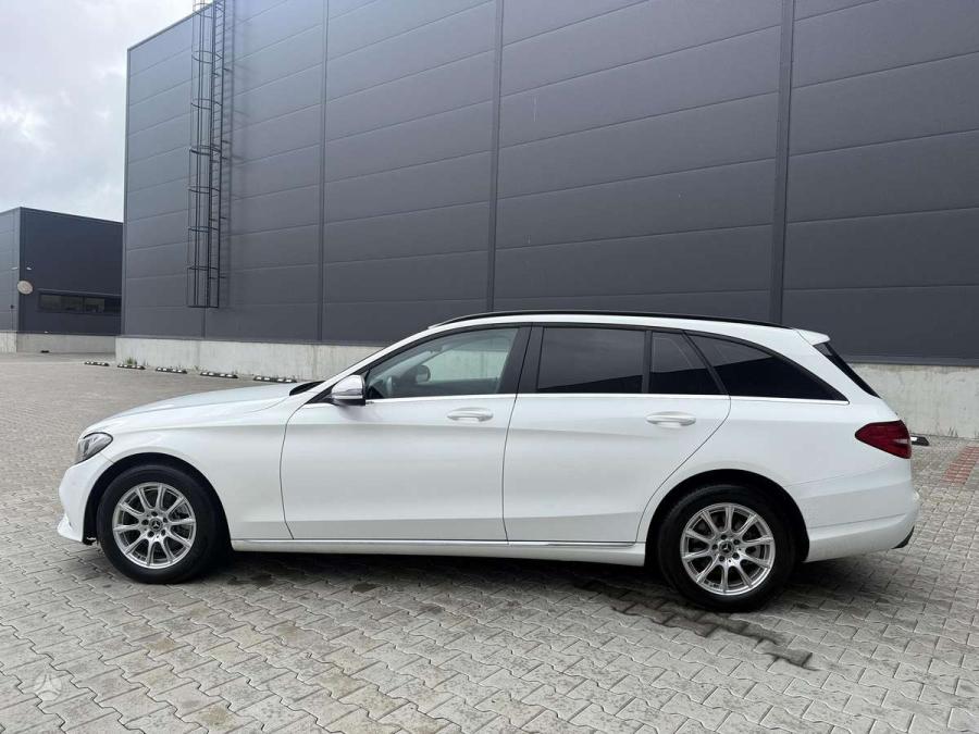 Balts Mercedes-Benz c-220 2019 Šauļi, ar dzinēja tilpumu 1.95 L un nobraukumu 270 tūkst. km par 9700 €, foto 9 vietnē AUTOMOTO.COM.LV