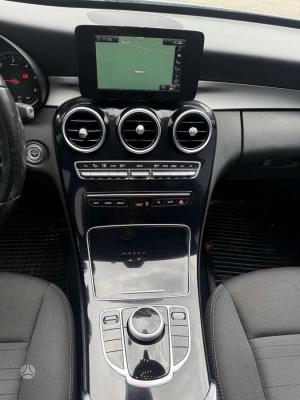 Balts Mercedes-Benz c-220 2019 Šauļi, ar dzinēja tilpumu 1.95 L un nobraukumu 270 tūkst. km par 9700 €, foto 20 vietnē AUTOMOTO.COM.LV