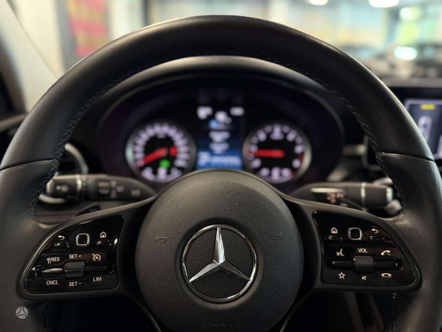 Белый Мерседес Ц 220 2019 в Клайпеда, объемом двигателя 1.95 л и пробегом 236 тыс. км за 16500 €, фото 58 на AUTOMOTO.COM.LV