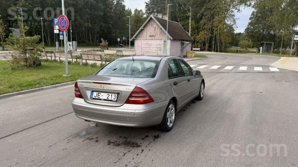 Dzeltens Mercedes-Benz c-220 2003 Rīga, ar dzinēja tilpumu 2.20 L un nobraukumu 0 tūkst. km par 1350 €, foto 5 vietnē AUTOMOTO.COM.LV