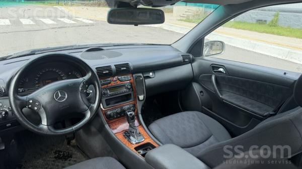 Dzeltens Mercedes-Benz c-220 2003 Rīga, ar dzinēja tilpumu 2.20 L un nobraukumu 0 tūkst. km par 1350 €, foto 7 vietnē AUTOMOTO.COM.LV
