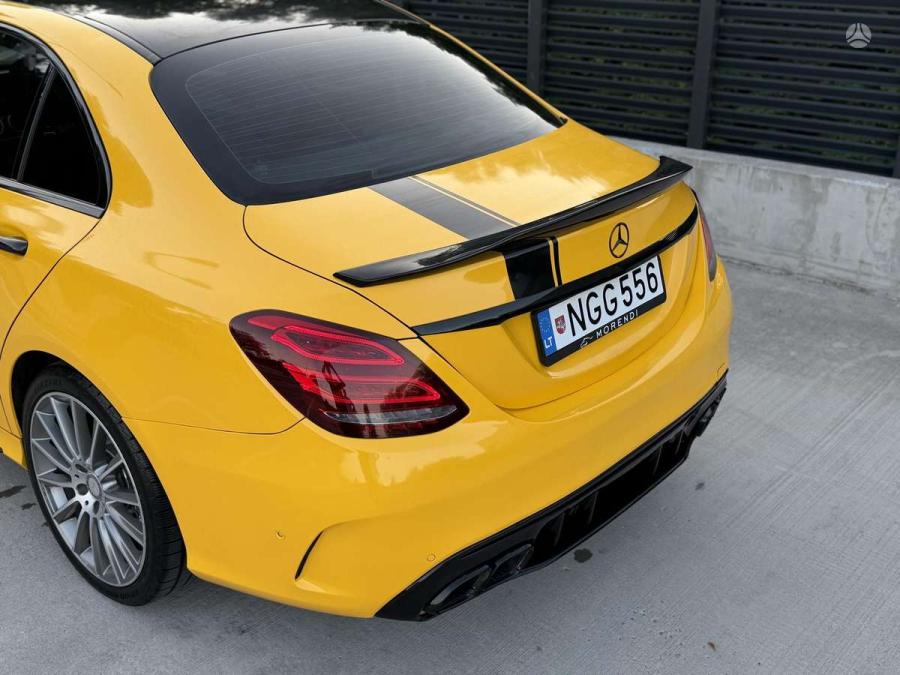 Yellow Mercedes-Benz c-220 2014 in Vilnius, with an engine capacity of 2.14 L and mileage of 300 thousand km for 11999 €, photo 5 on AUTOMOTO.COM.LV