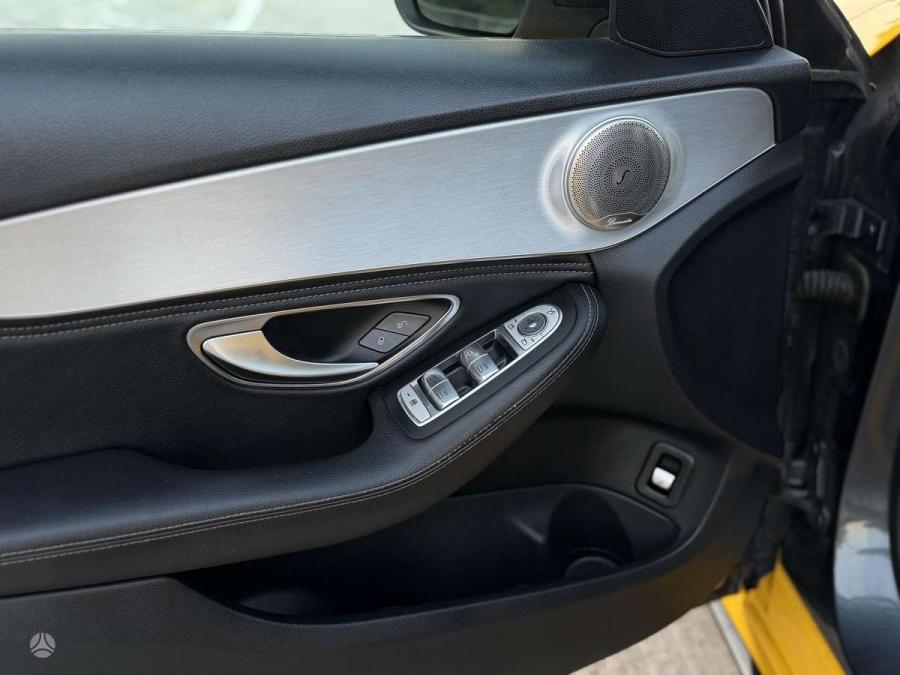 Yellow Mercedes-Benz c-220 2014 in Vilnius, with an engine capacity of 2.14 L and mileage of 300 thousand km for 11999 €, photo 26 on AUTOMOTO.COM.LV