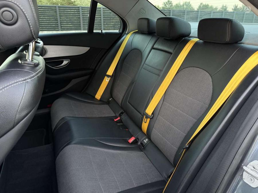 Yellow Mercedes-Benz c-220 2014 in Vilnius, with an engine capacity of 2.14 L and mileage of 300 thousand km for 11999 €, photo 38 on AUTOMOTO.COM.LV