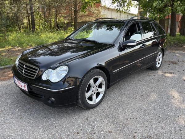 Melns Mercedes-Benz c-230 2006 Ogre, ar dzinēja tilpumu 2.20 L un nobraukumu 0 tūkst. km par 3500 €, foto 1 vietnē AUTOMOTO.COM.LV