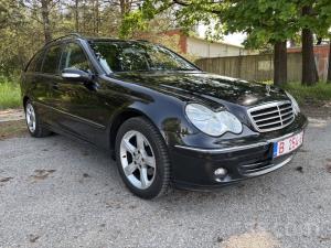 Melns Mercedes-Benz c-230 2006 Ogre, ar dzinēja tilpumu 2.20 L un nobraukumu 0 tūkst. km par 3500 €, foto 2 vietnē AUTOMOTO.COM.LV