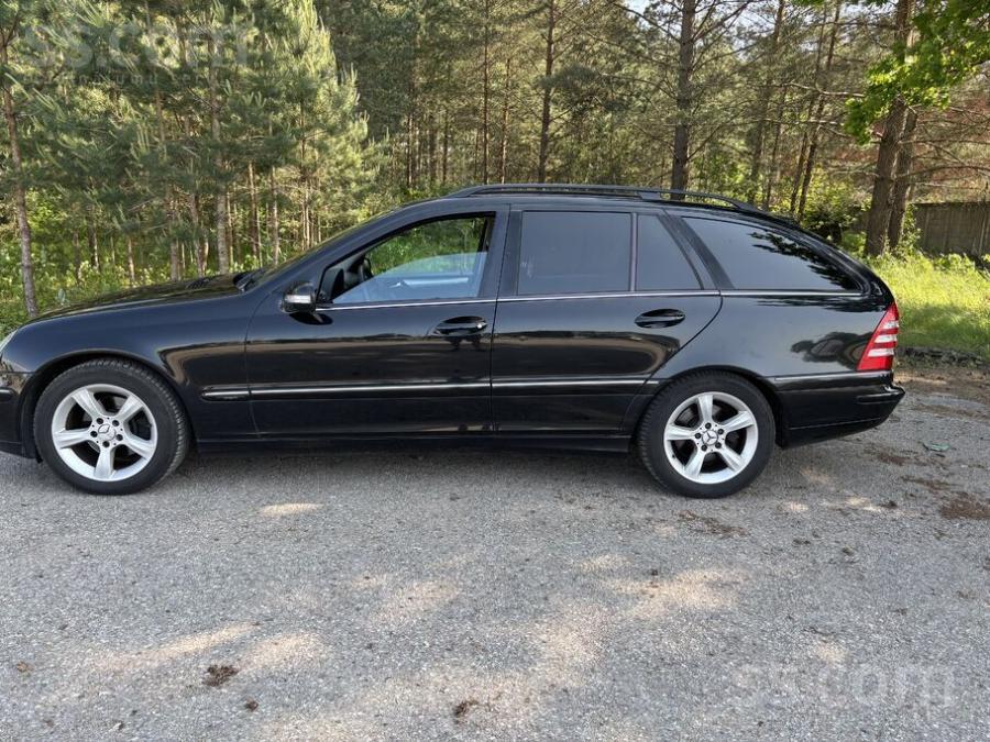 Melns Mercedes-Benz c-230 2006 Ogre, ar dzinēja tilpumu 2.20 L un nobraukumu 0 tūkst. km par 3500 €, foto 8 vietnē AUTOMOTO.COM.LV