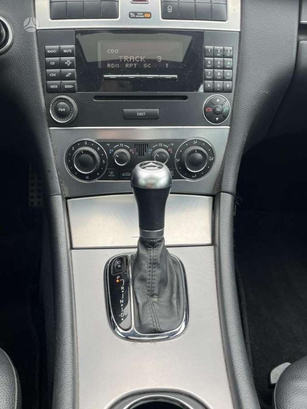 Brown Mercedes-Benz c-230 2008 in Birstonas, with an engine capacity of 2.50 L and mileage of 203 thousand km for 1600 €, photo 9 on AUTOMOTO.COM.LV