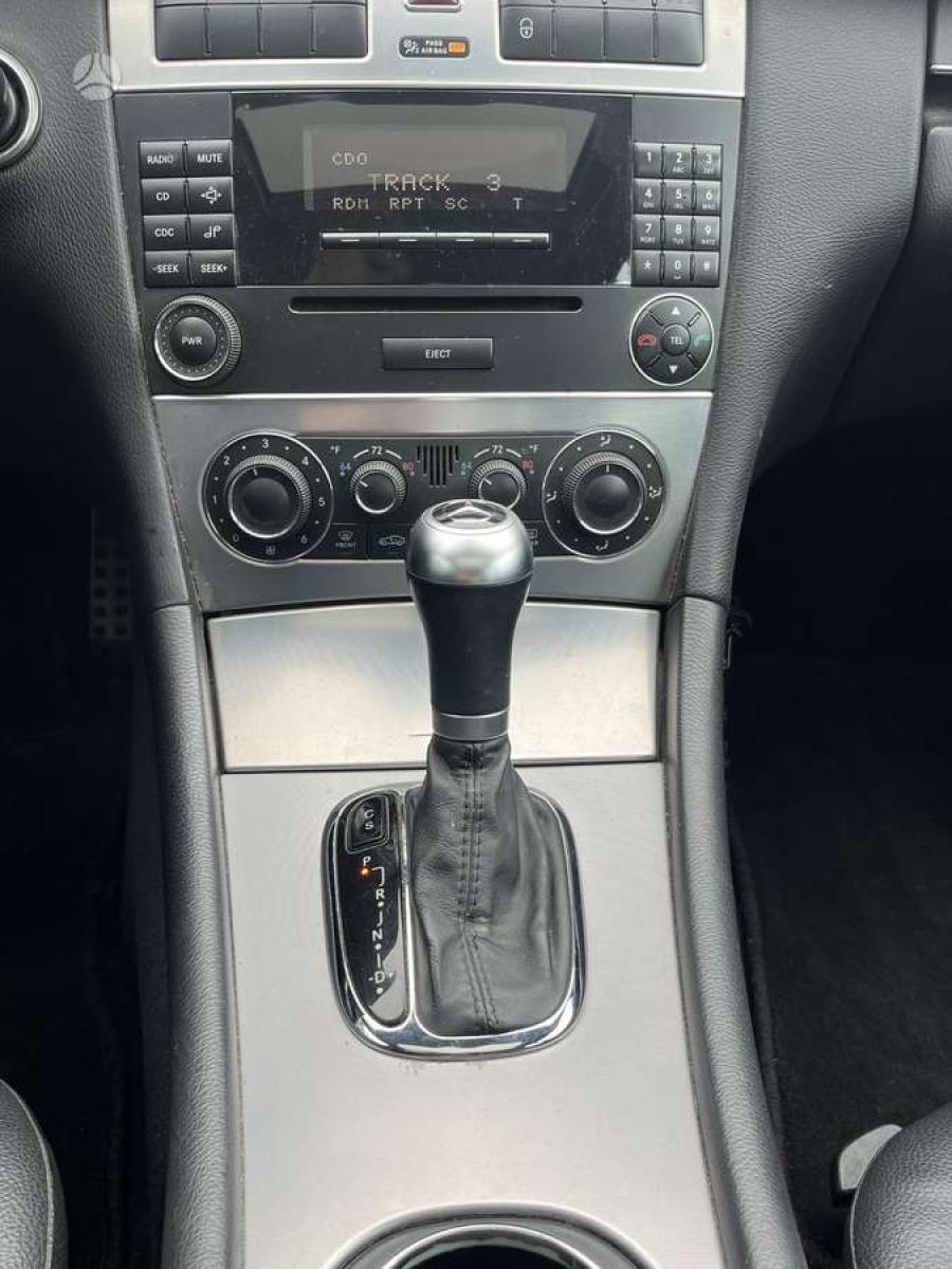 Brūns Mercedes-Benz c-230 2008 Birštonas, ar dzinēja tilpumu 2.50 L un nobraukumu 203 tūkst. km par 1600 €, foto 10 vietnē AUTOMOTO.COM.LV