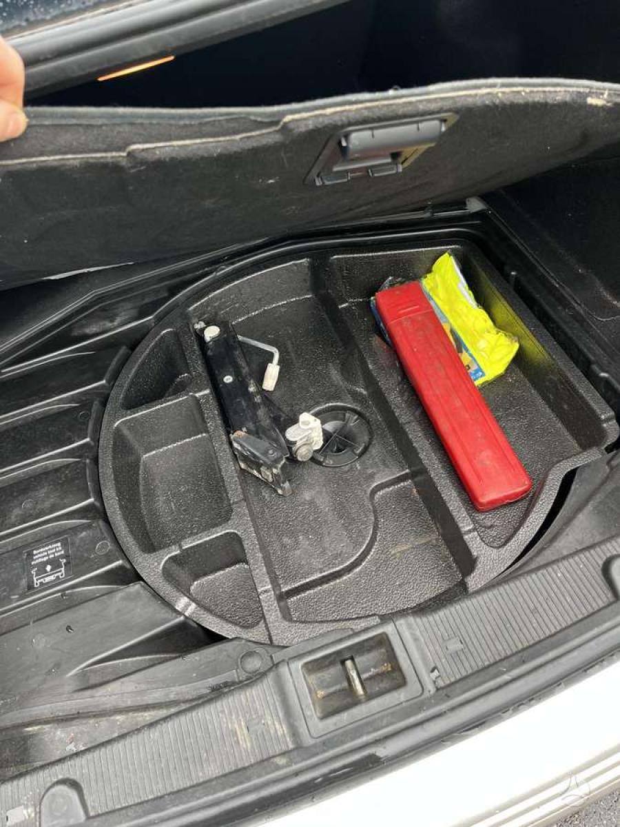 Brūns Mercedes-Benz c-230 2008 Birštonas, ar dzinēja tilpumu 2.50 L un nobraukumu 203 tūkst. km par 1600 €, foto 13 vietnē AUTOMOTO.COM.LV