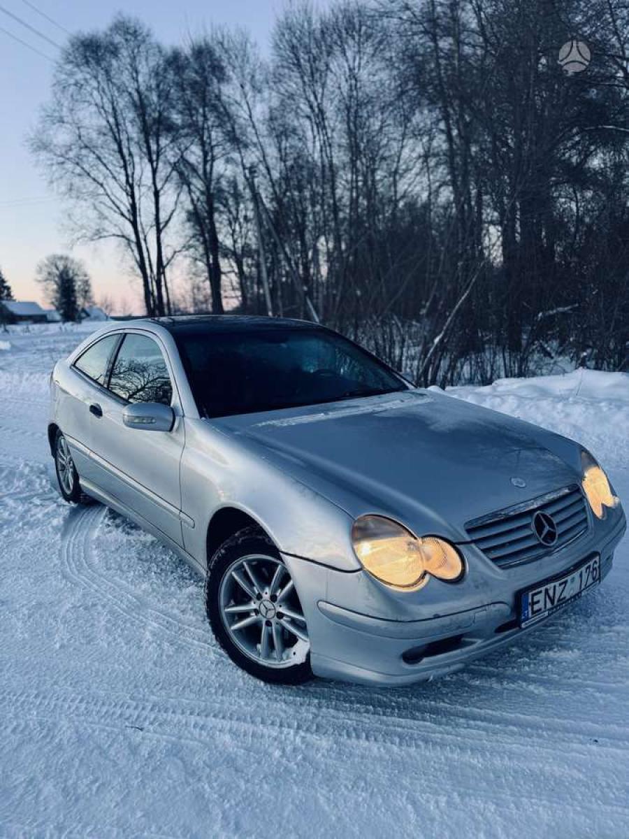 Pelēks Mercedes-Benz c-230 2003 Rokiškis, ar dzinēja tilpumu 1.80 L un nobraukumu 126 tūkst. km par 850 €, foto 1 vietnē AUTOMOTO.COM.LV