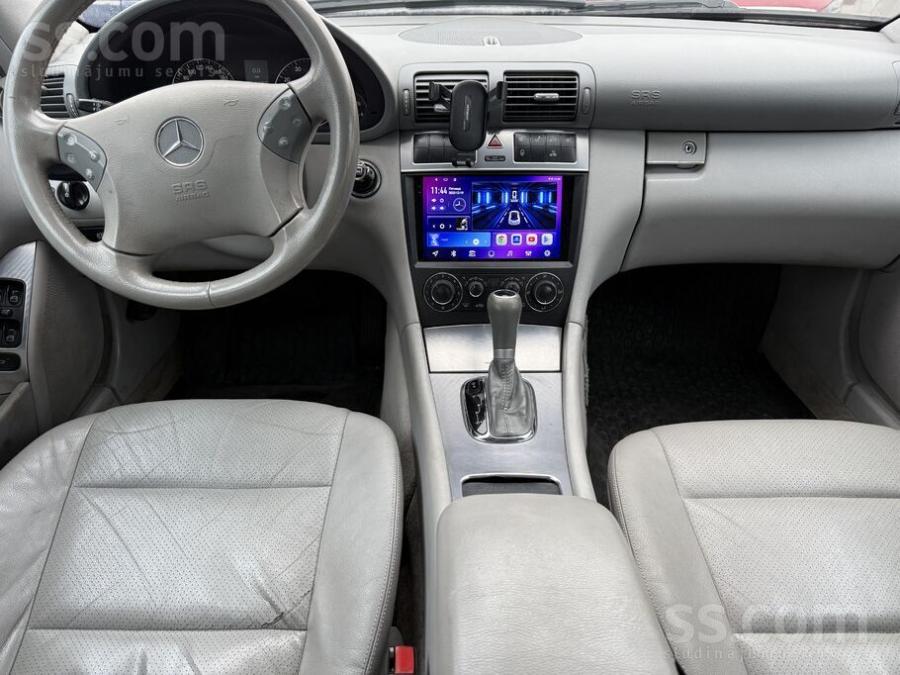 Pelēks Mercedes-Benz c-230 2005 Rīga, ar dzinēja tilpumu 1.80 L un nobraukumu 259 tūkst. km par 2600 €, foto 6 vietnē AUTOMOTO.COM.LV