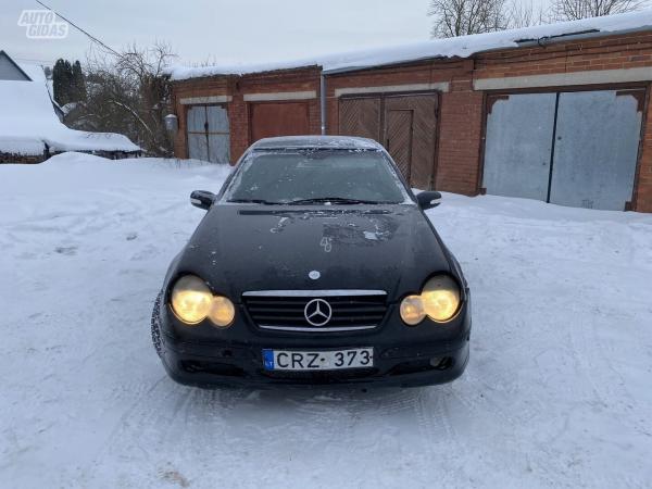 Mercedes-Benz c-230 2003 Ignalina, ar dzinēja tilpumu 2.30 L un nobraukumu 250 tūkst. km par 680 €, foto 2 vietnē AUTOMOTO.COM.LV