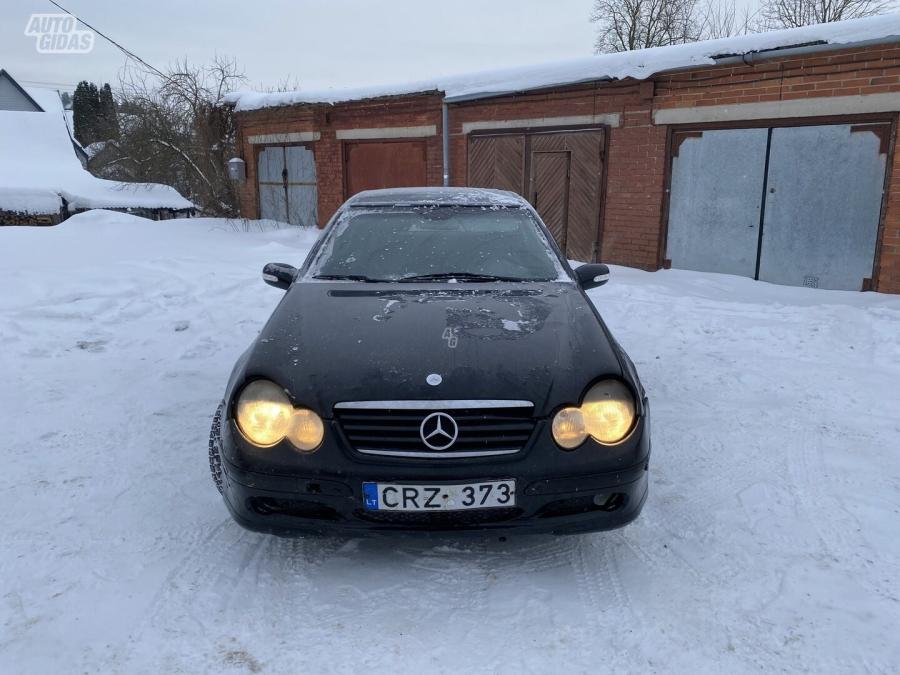 Mercedes-Benz c-230 2003 Ignalina, ar dzinēja tilpumu 2.30 L un nobraukumu 250 tūkst. km par 680 €, foto 2 vietnē AUTOMOTO.COM.LV