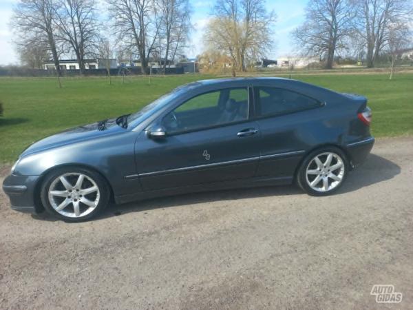 Mercedes-Benz c-230 2004 Šauļi, ar dzinēja tilpumu 1.80 L un nobraukumu 220 tūkst. km par 1700 €, foto 3 vietnē AUTOMOTO.COM.LV