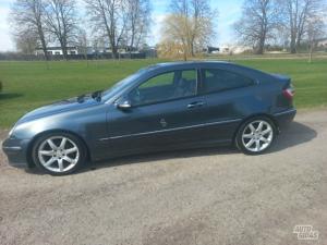 Mercedes-Benz c-230 2004 in Siauliai, with an engine capacity of 1.80 L and mileage of 220 thousand km for 1700 €, photo 4 on AUTOMOTO.COM.LV