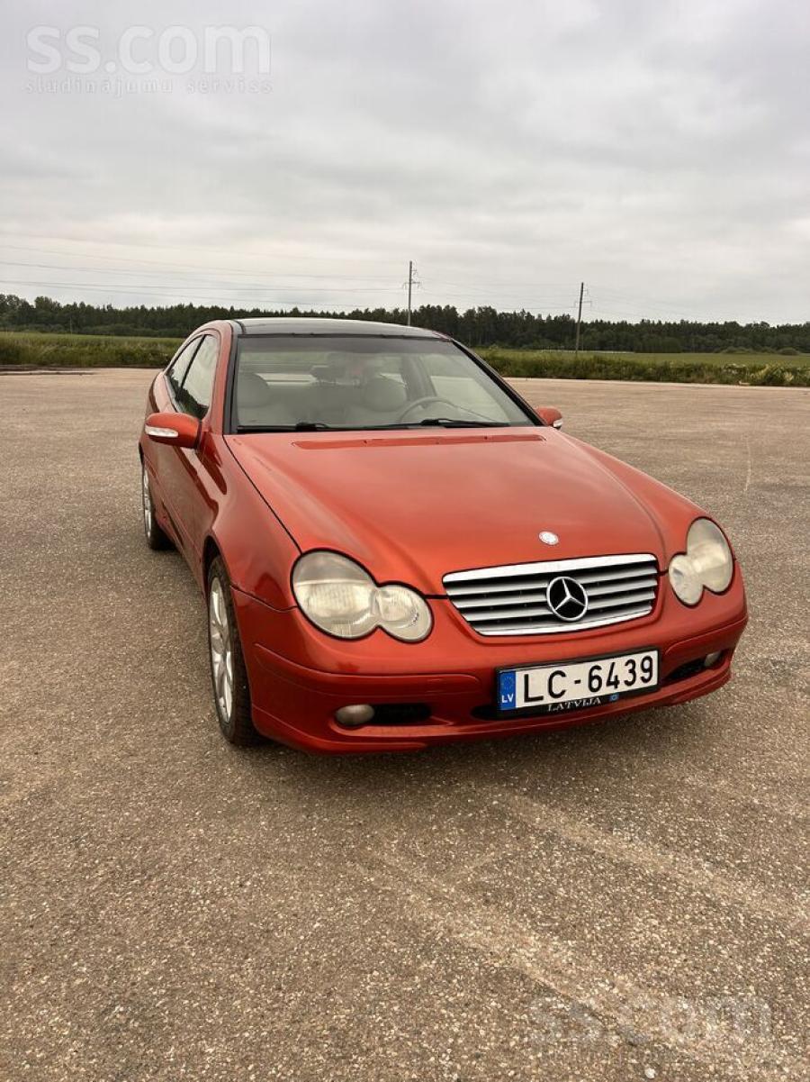 Sarkans Mercedes-Benz c-230 2003 Jelgava, ar dzinēja tilpumu 1.80 L un nobraukumu 332 tūkst. km par 950 €, foto 3 vietnē AUTOMOTO.COM.LV