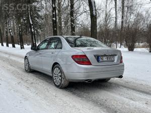 Mercedes-Benz c-230 2007 in Riga, with an engine capacity of 2.50 L and mileage of 260 thousand km for 3590 €, photo 5 on AUTOMOTO.COM.LV