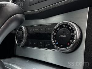 Mercedes-Benz c-230 2007 in Riga, with an engine capacity of 2.50 L and mileage of 260 thousand km for 3590 €, photo 12 on AUTOMOTO.COM.LV